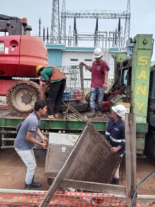 Load Man Lift Using Self Loader for Domestic ( local ) Transportation ...